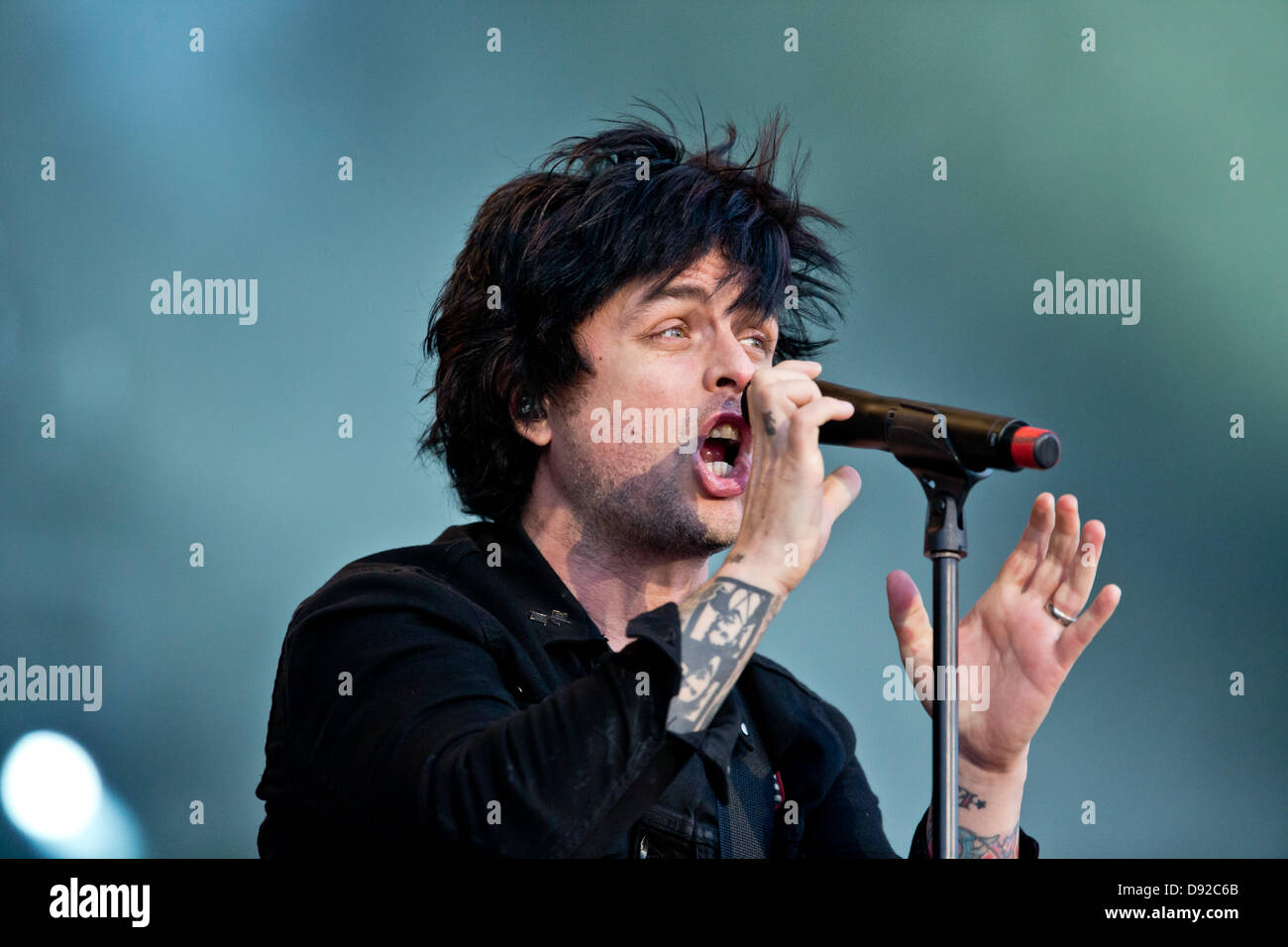 Billie joe armstrong singer hi-res stock photography and images - Alamy