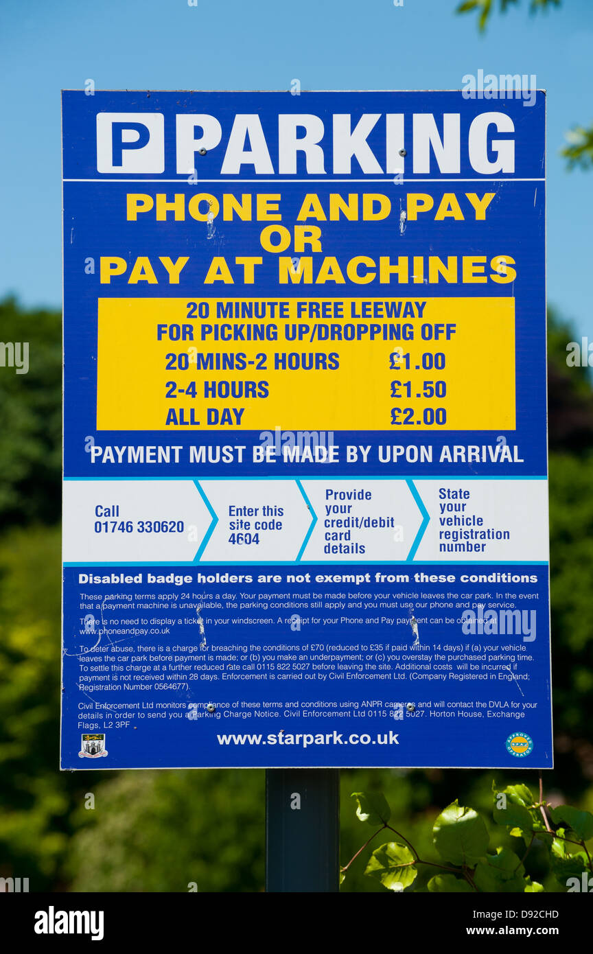 Car park sign in Bridgnorth, Shropshire Stock Photo - Alamy