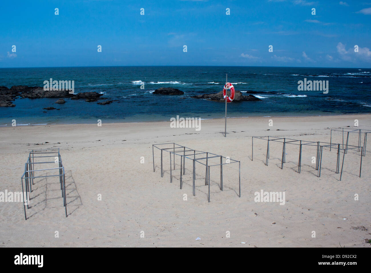 Sand beach structures hi-res stock photography and images - Alamy