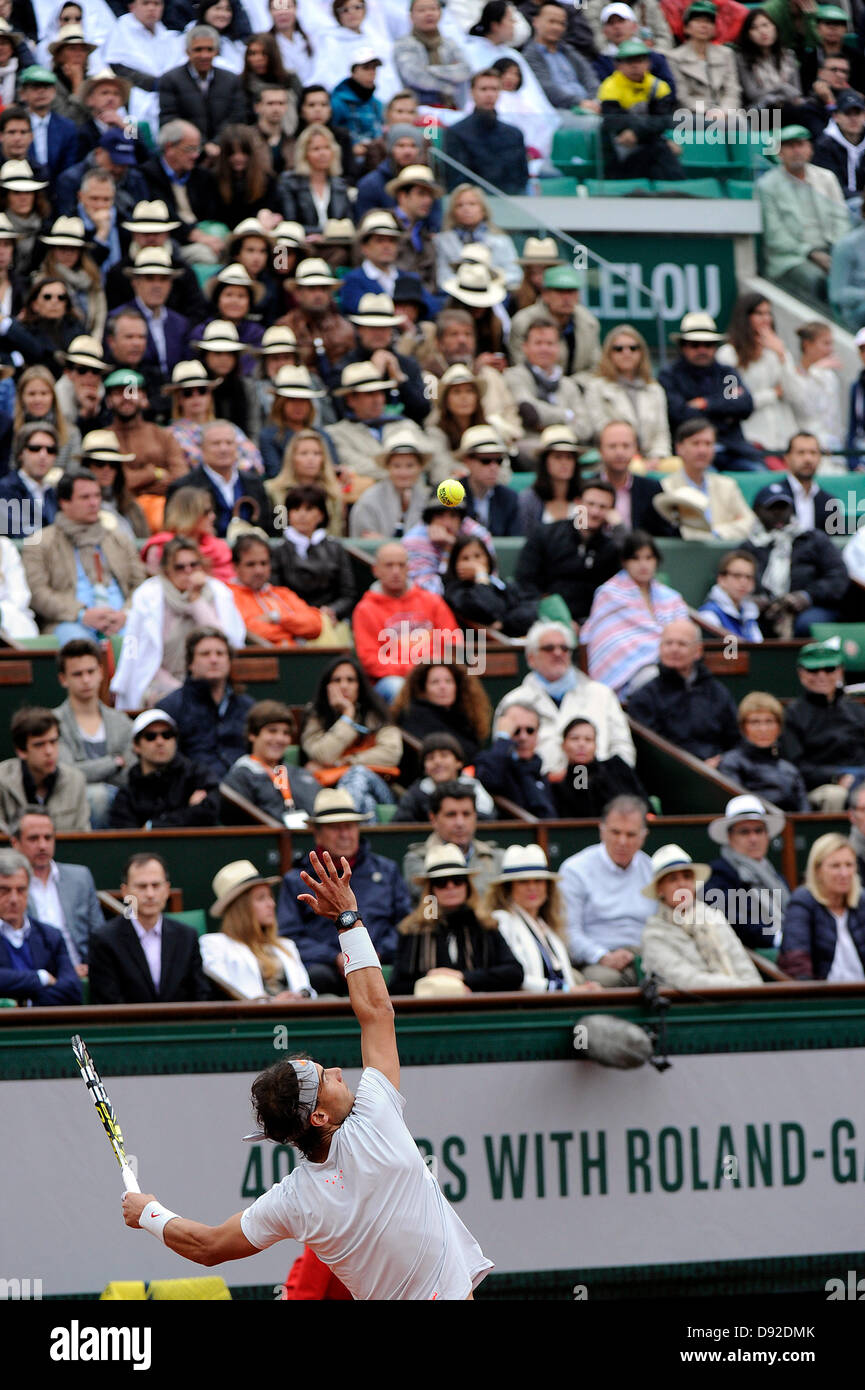 Paris, France. 9th June, 2013. Rafael Nadal of Spain in action during ...