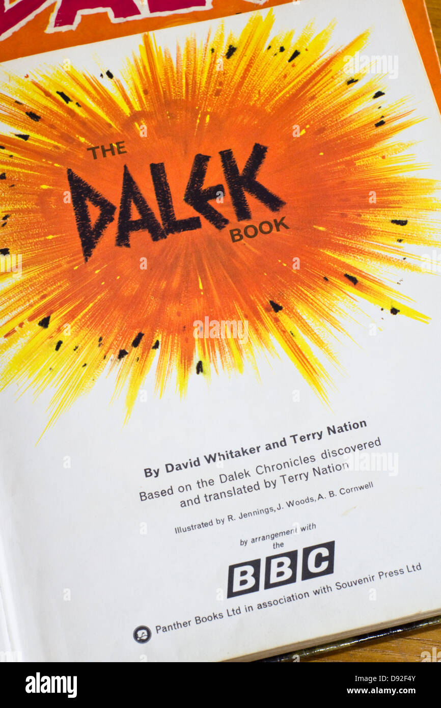 The daleks books 1960s dalek hi-res stock photography and images - Alamy