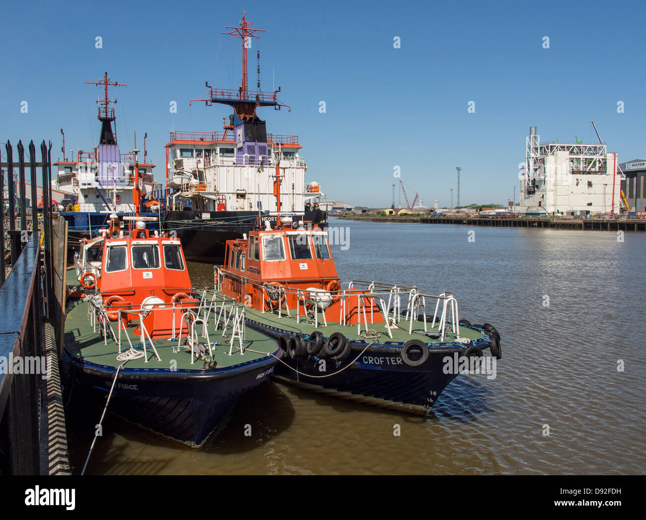 Docked vessels hi-res stock photography and images - Alamy