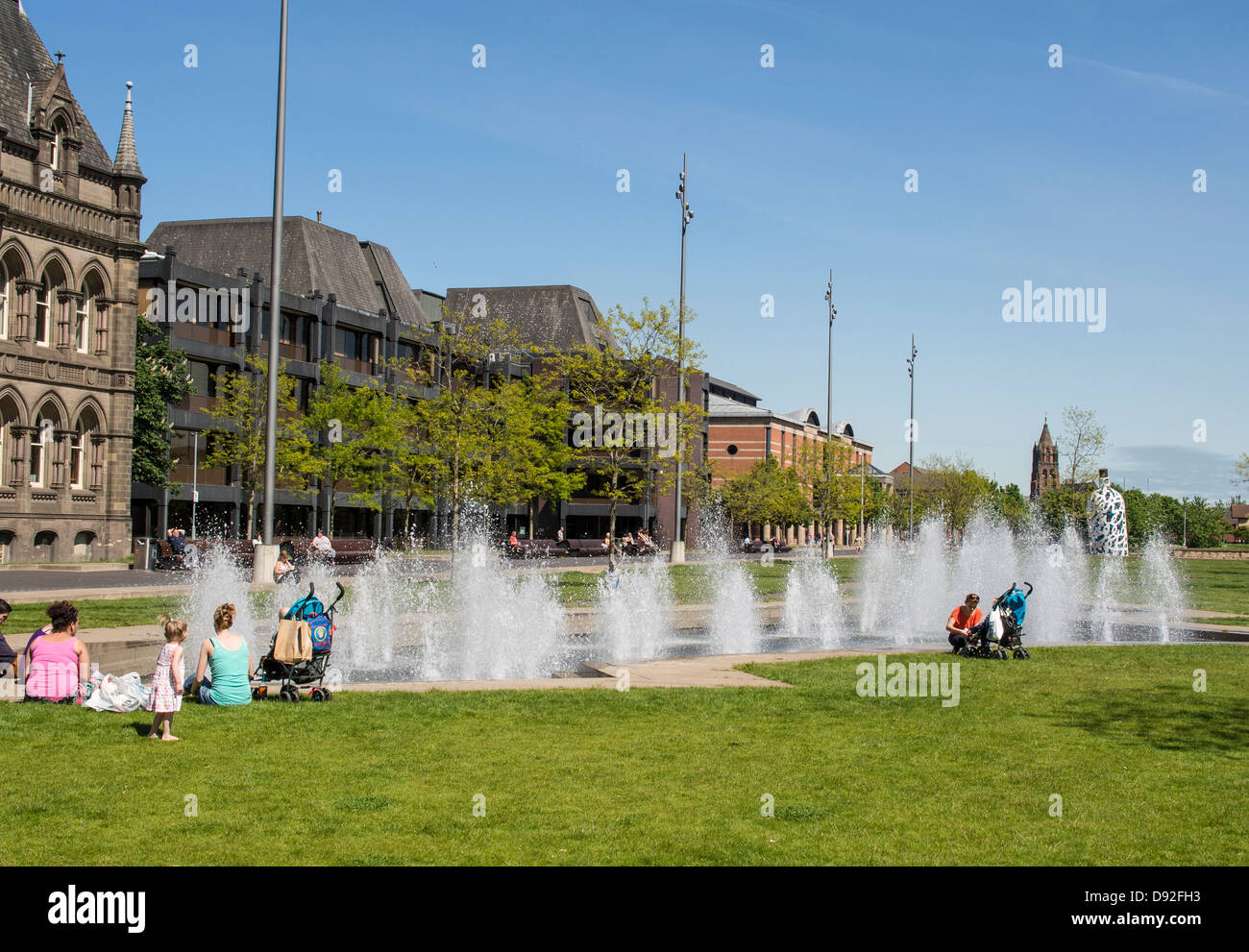 Middlesbrough centre square hi-res stock photography and images - Alamy