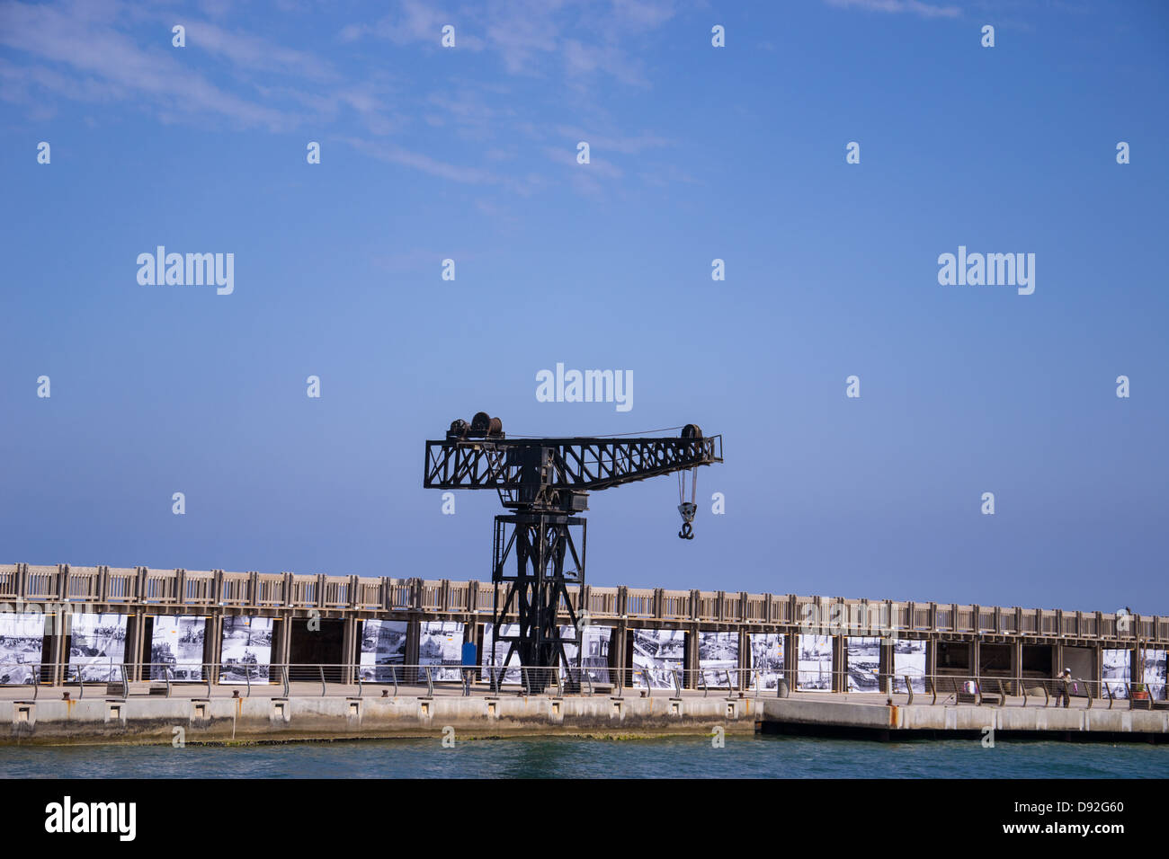 Silhouette commercial port container hi-res stock photography and ...