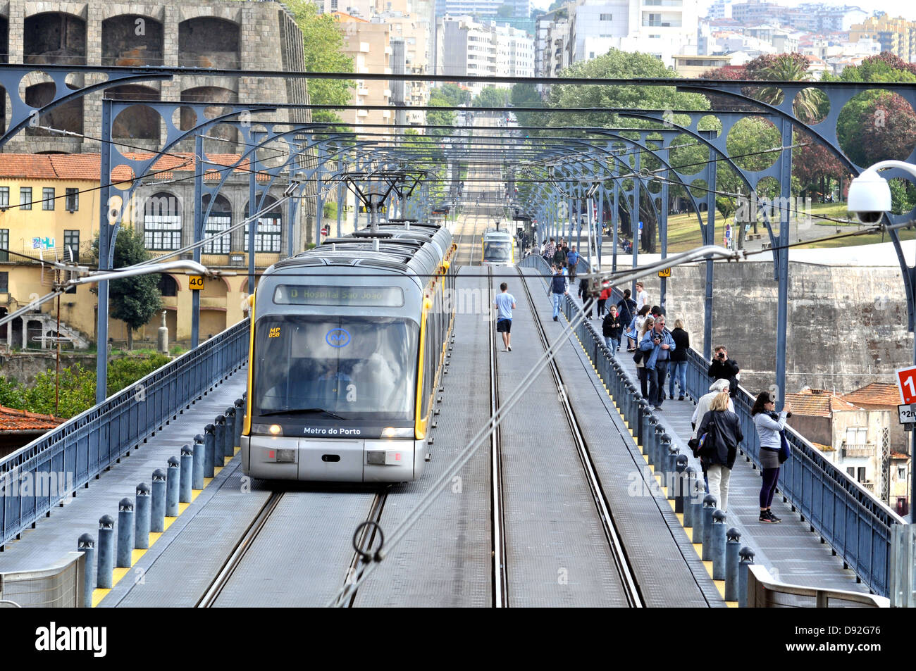 Old iron pedestrian bridge railway hi-res stock photography and images ...