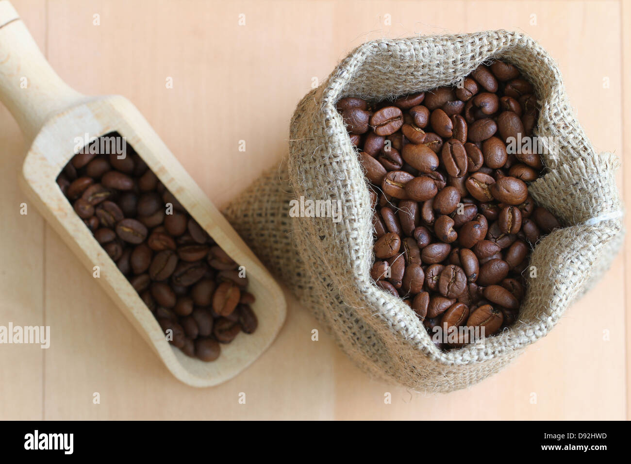 Coffee beans jute bag hi-res stock photography and images - Alamy