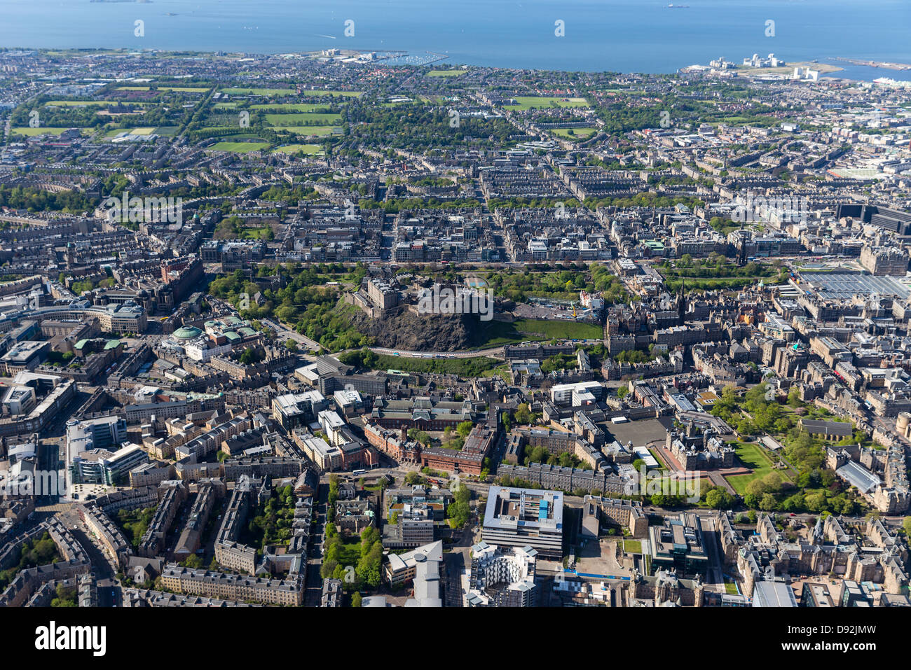 Edinburgh castle aerial hi-res stock photography and images - Alamy