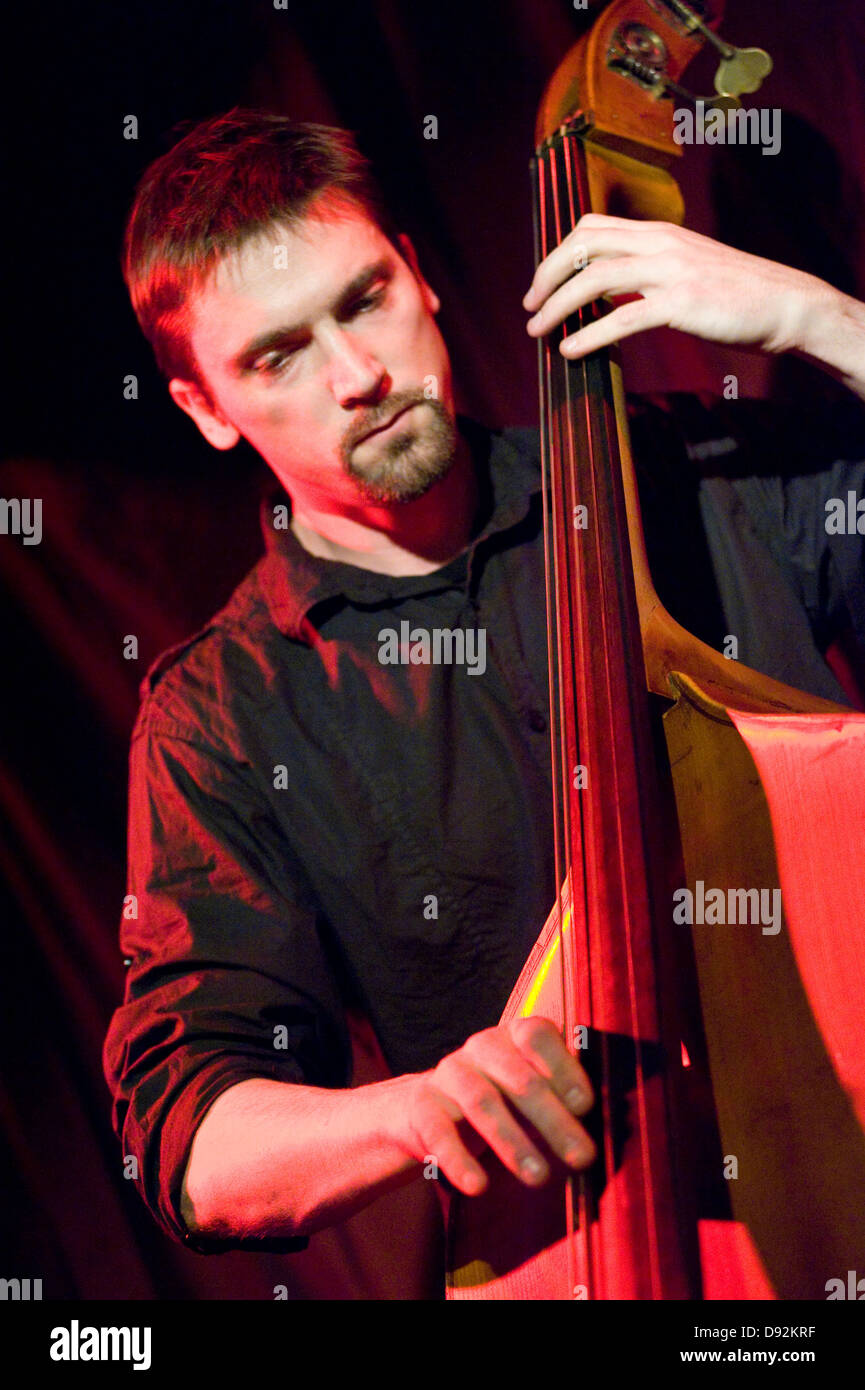 Jazz trio hi-res stock photography and images - Alamy