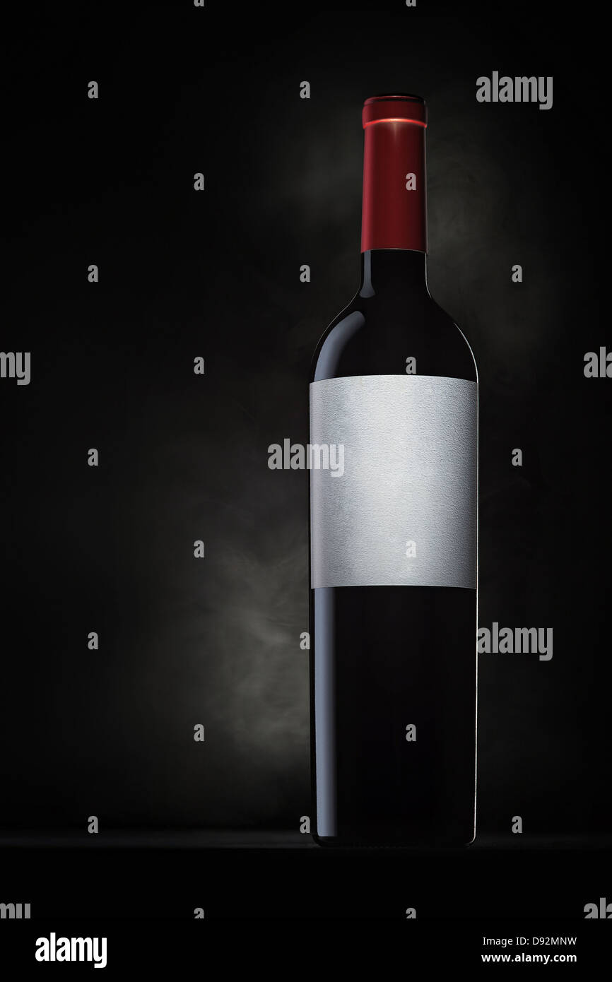 bottle of red wine Stock Photo - Alamy