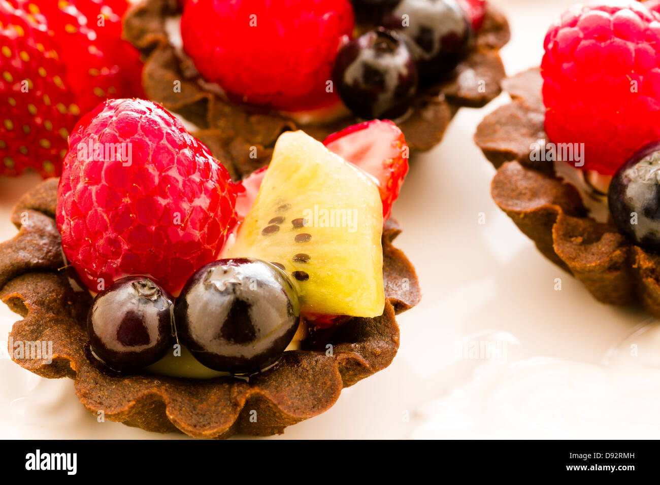 Assorted fruit tartlets hi-res stock photography and images - Alamy