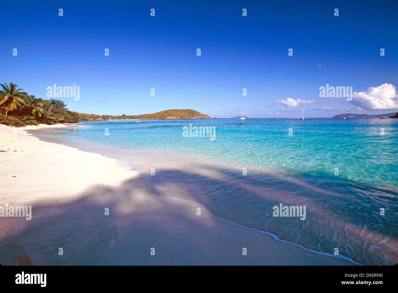 View of a Caribbean Beach, Hawksnest Bay, St John, US Virgin Islands ...