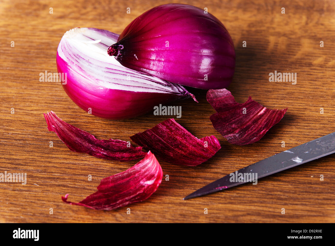 Chop onion half onion hi-res stock photography and images - Alamy