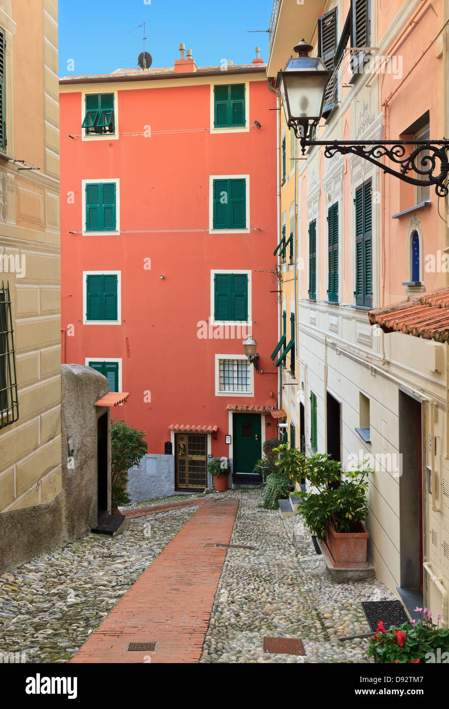 Typical italian village street scene hi-res stock photography and ...