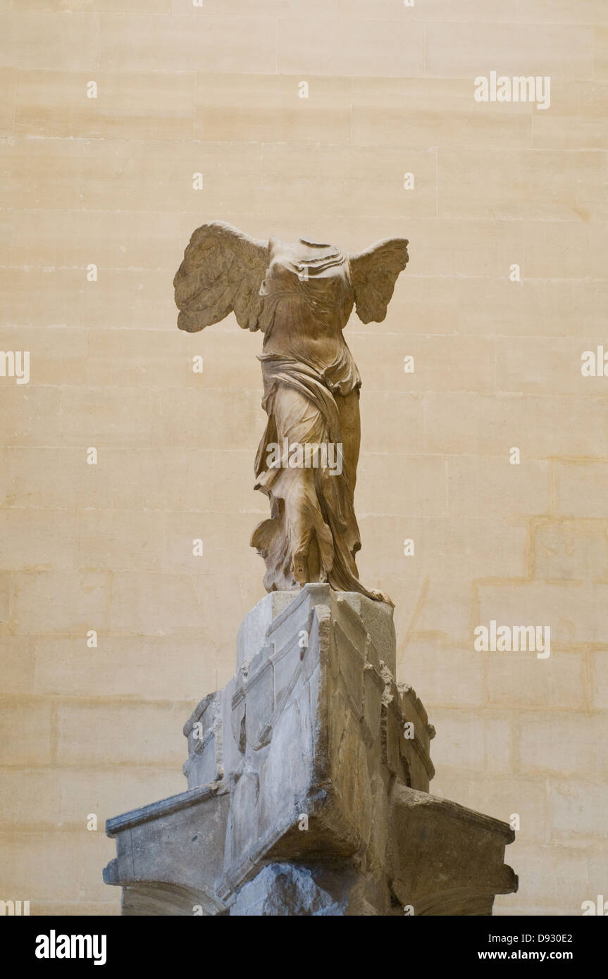 Victory of Samothrace to 190 BC Isle of Samothrace (island of the North ...