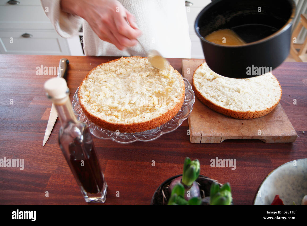 Woman preparing cake Stock Photo - Alamy