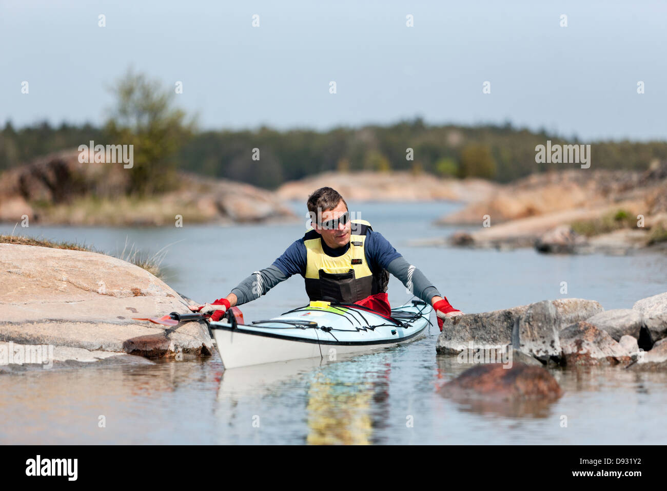 Paddling horizontal hi-res stock photography and images - Alamy