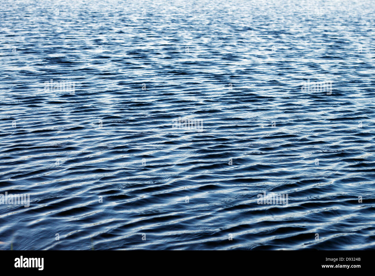 Small waves on lake hi-res stock photography and images - Alamy