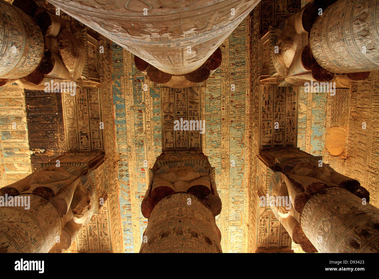 Dendera temple hi-res stock photography and images - Alamy