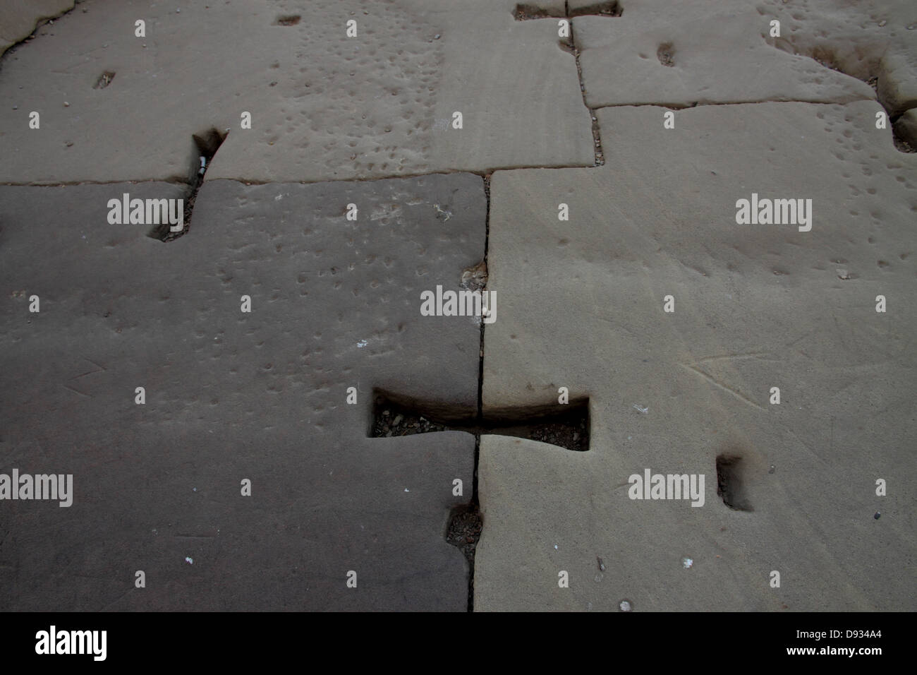 Detail of the block locking system used in the building of Dendera ...