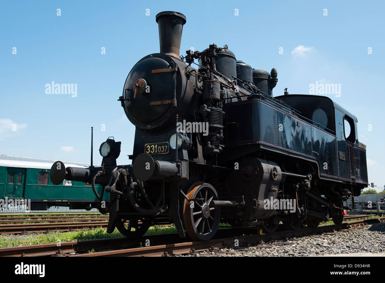 Vintage steam locomotive hi-res stock photography and images - Alamy