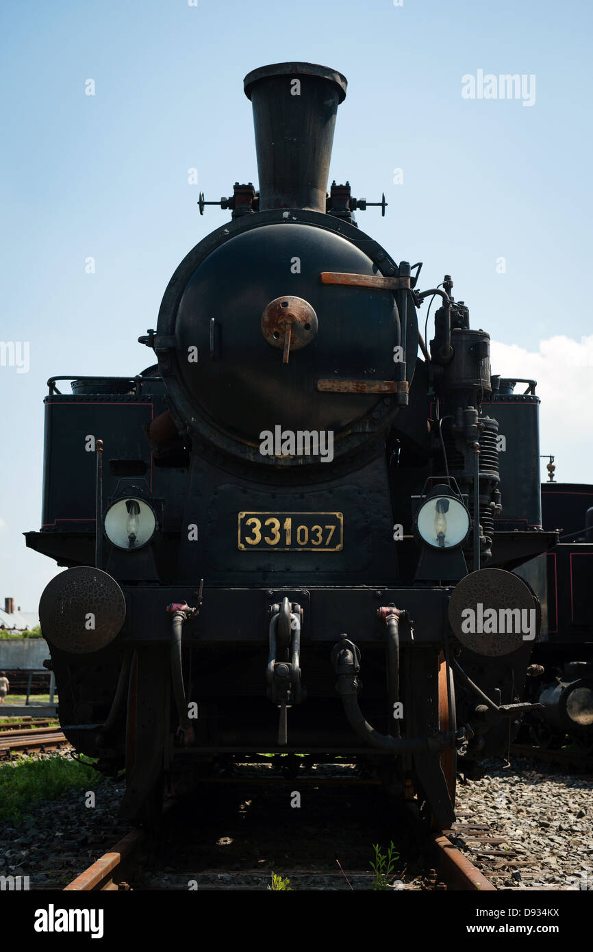 Vintage steam locomotive hi-res stock photography and images - Alamy