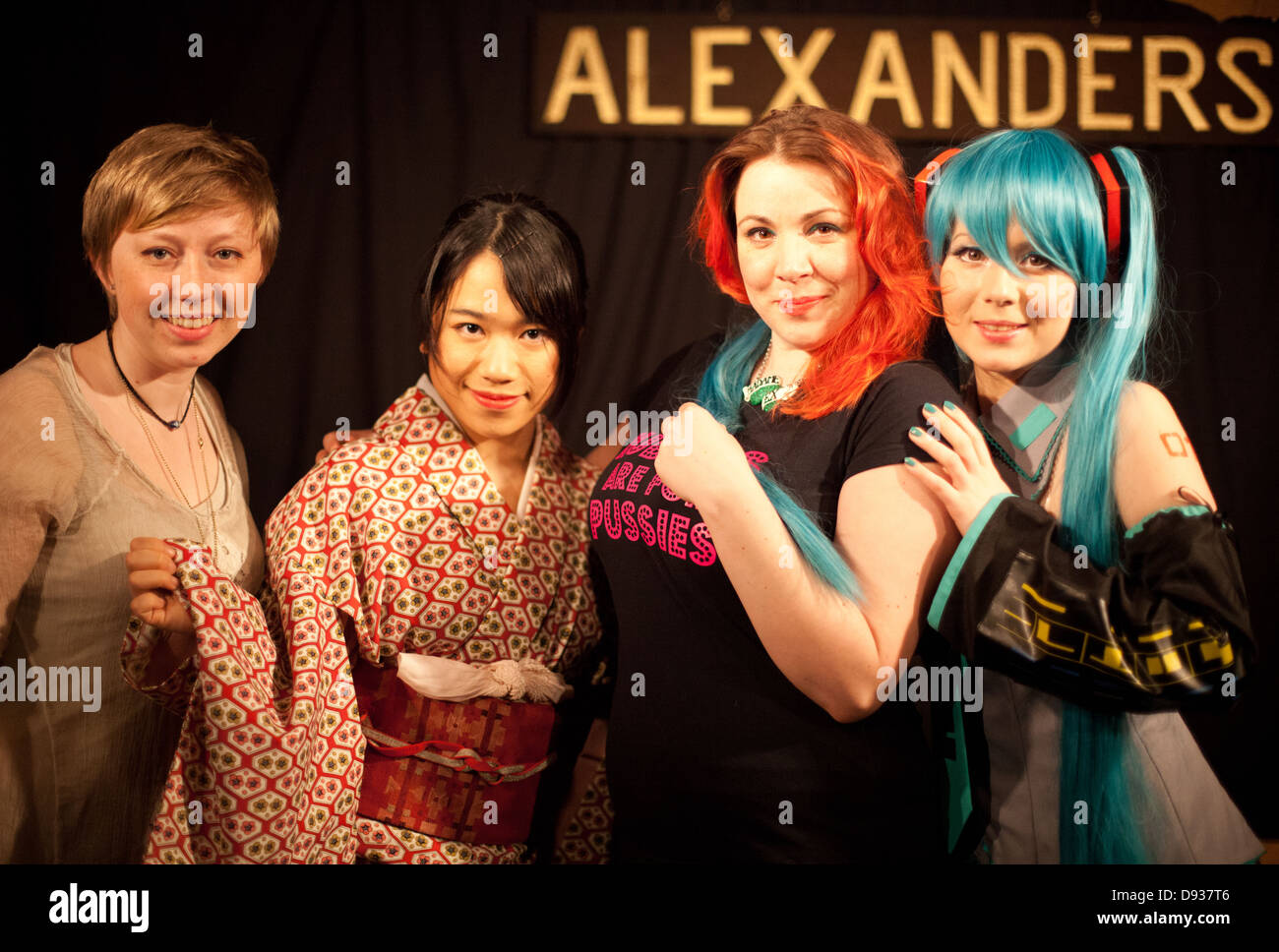 Dr sketchy hi-res stock photography and images - Alamy