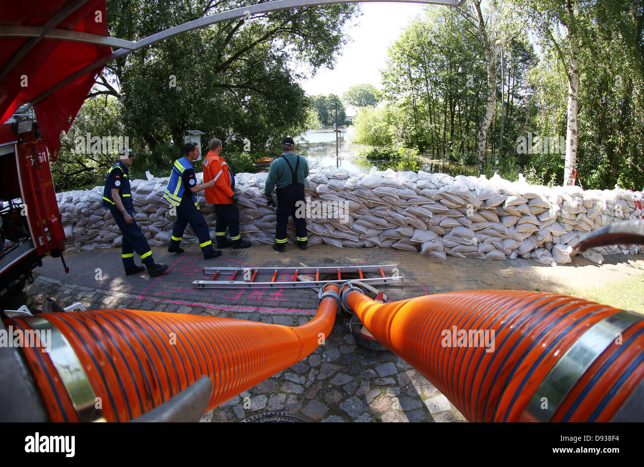 Fire next to a river hi-res stock photography and images - Alamy