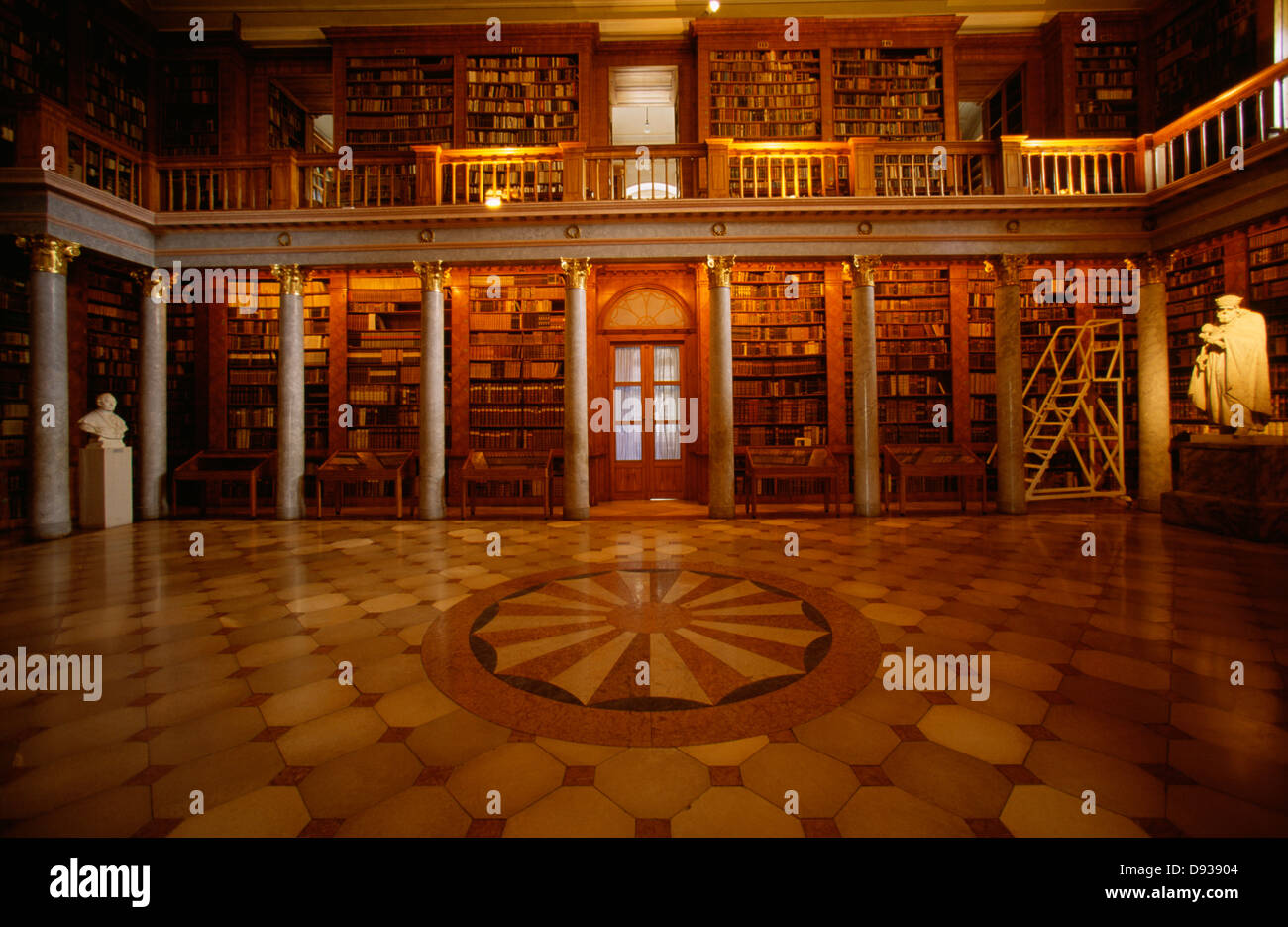 Convent library hi-res stock photography and images - Alamy