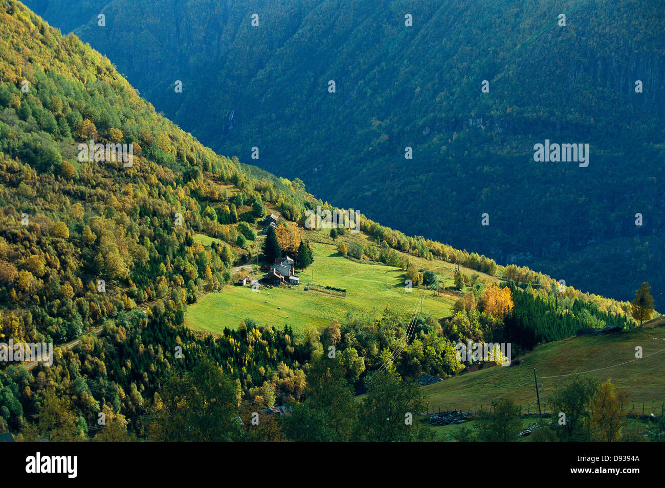 The mountainside hi-res stock photography and images - Alamy