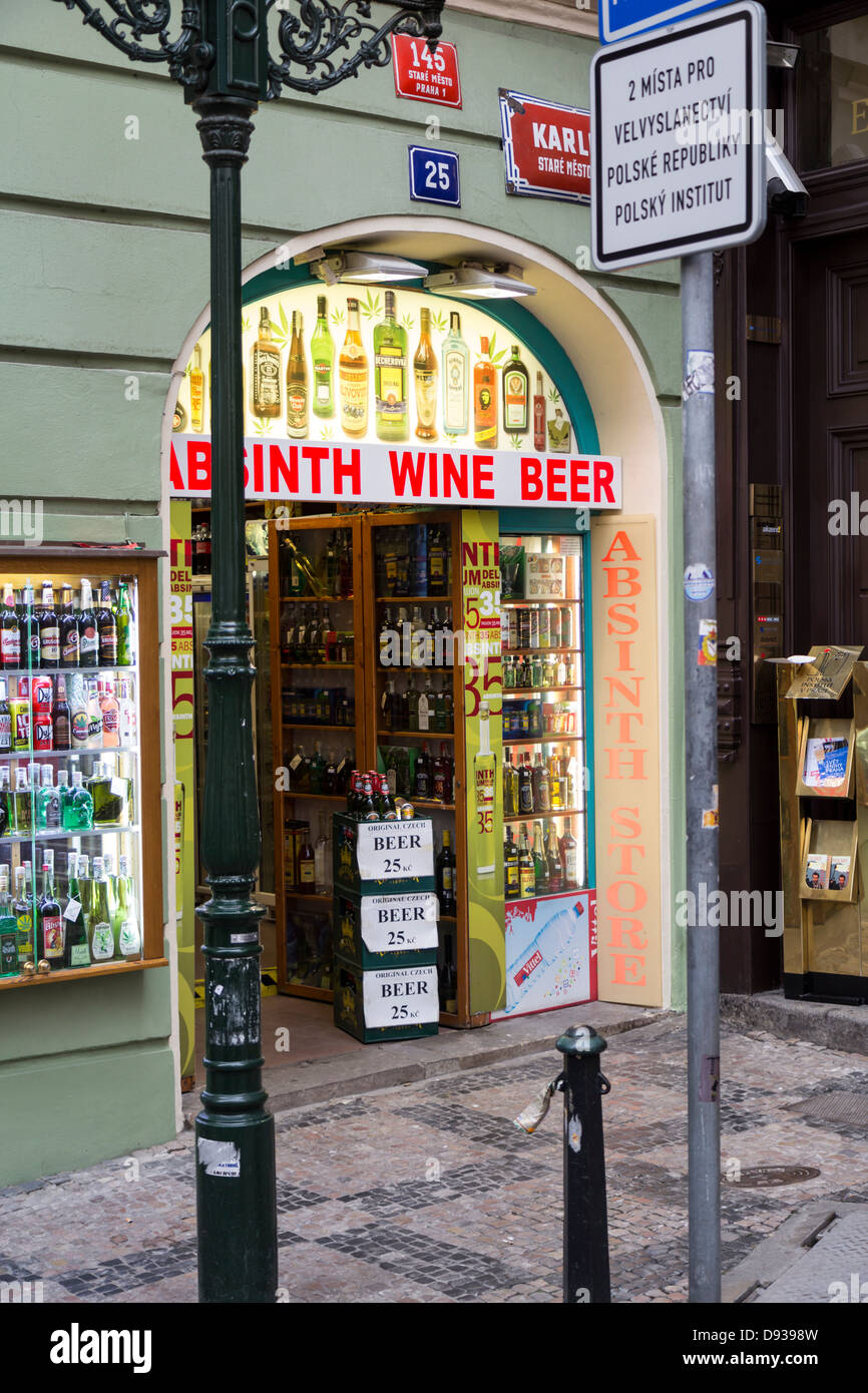 Selling liquor hi-res stock photography and images - Alamy