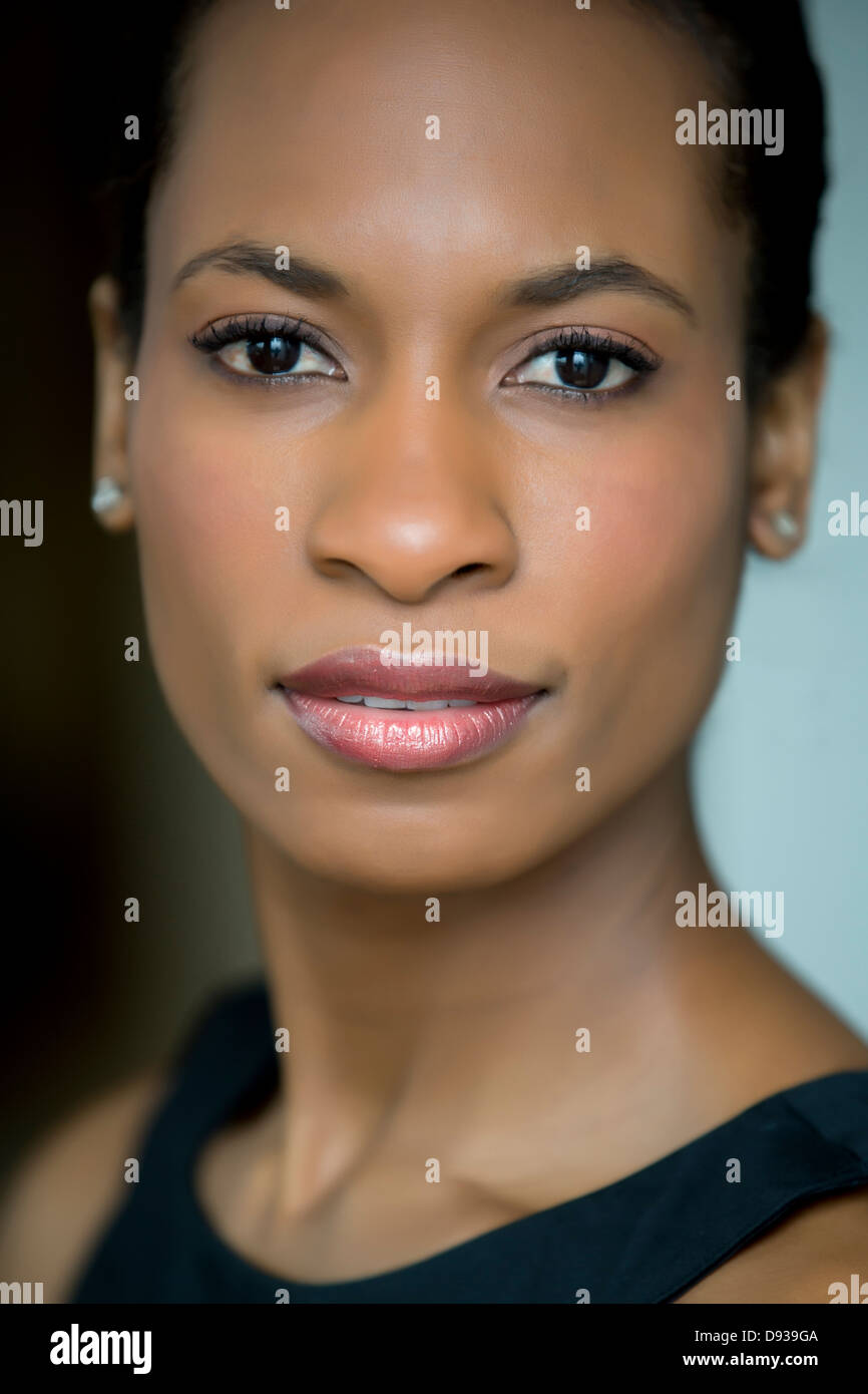 Womans face close up looking at camera hi-res stock photography and ...