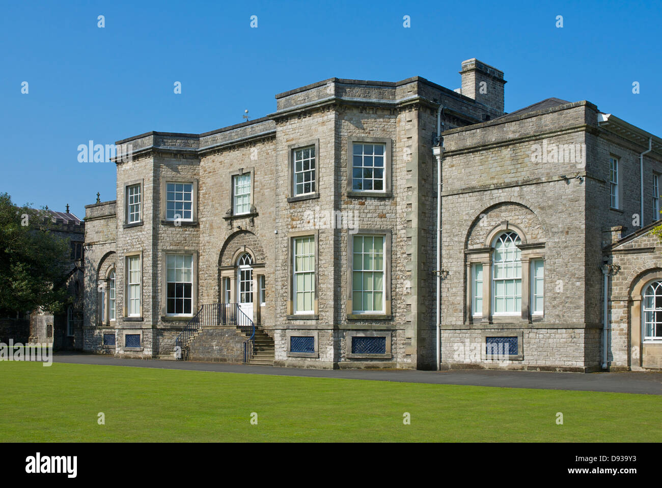 Abbot hall cumbria hi-res stock photography and images - Alamy