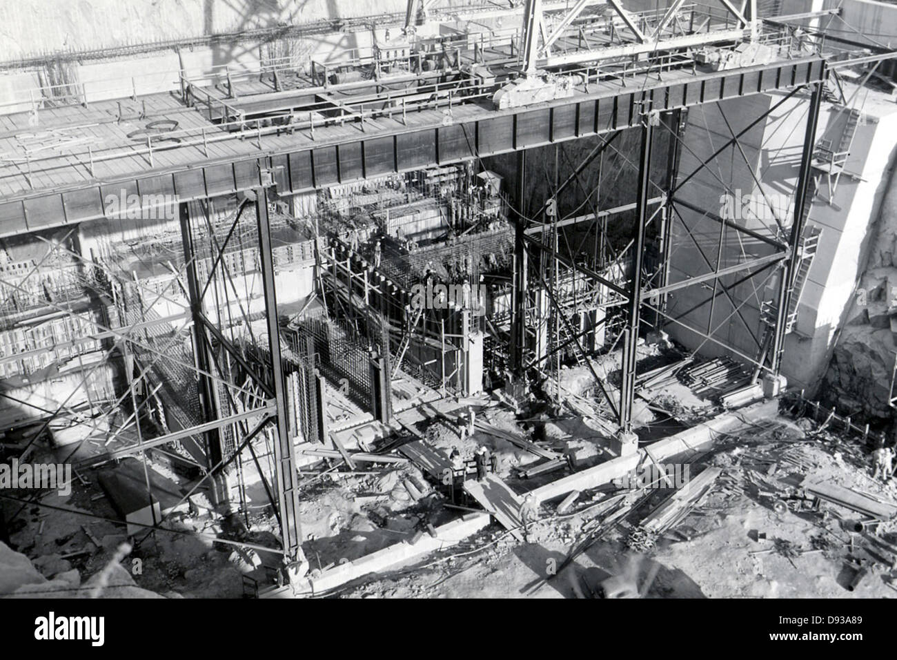 Folsom dam hi-res stock photography and images - Alamy