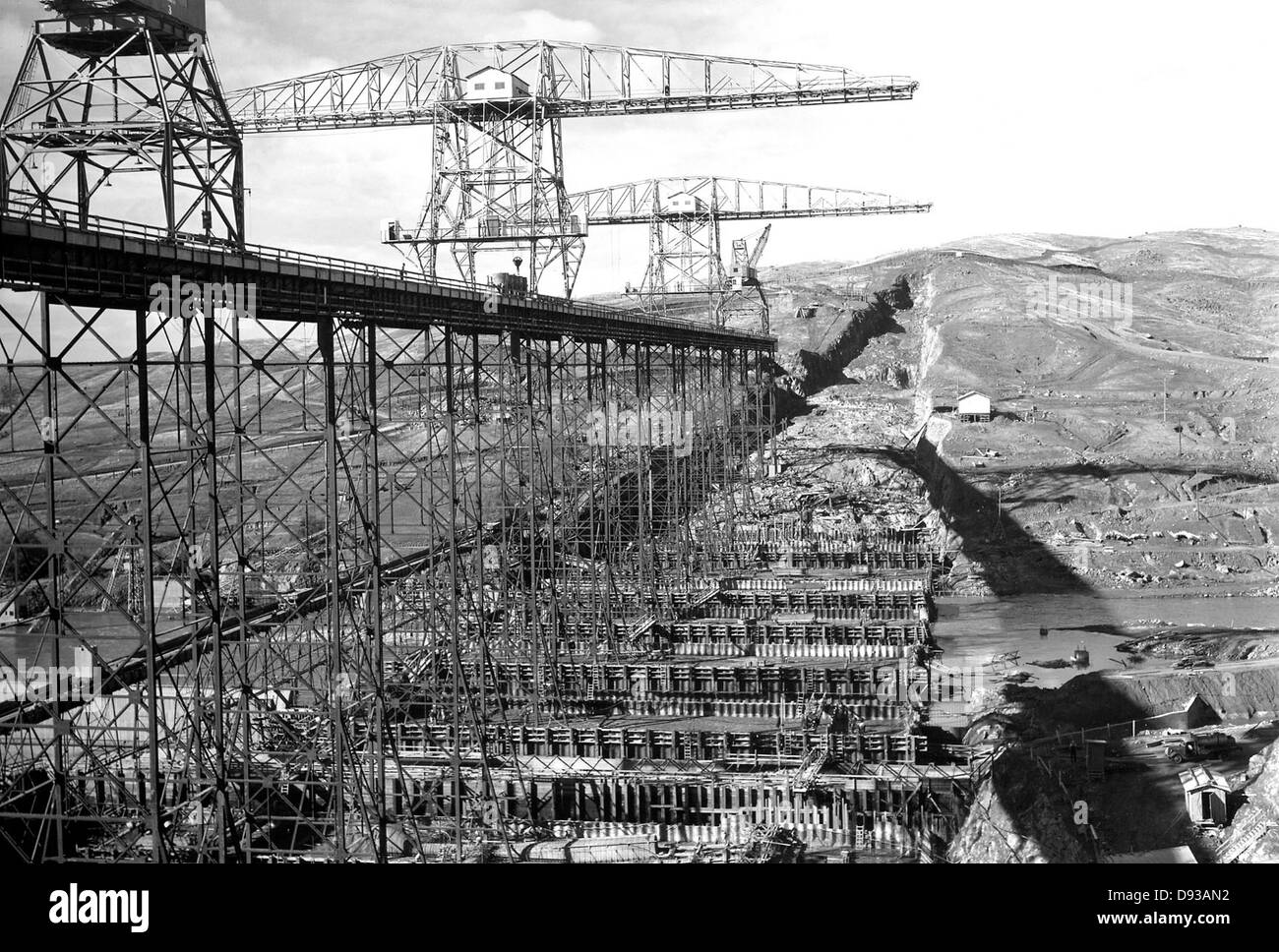 Bureau of reclamation dam Black and White Stock Photos & Images - Alamy