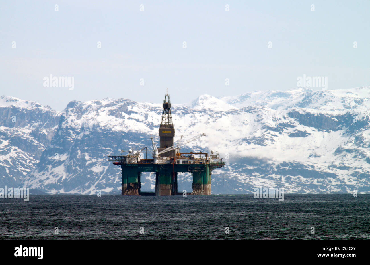 The exploratory drilling rig Leiv Eiriksson off the coast of Greenland ...