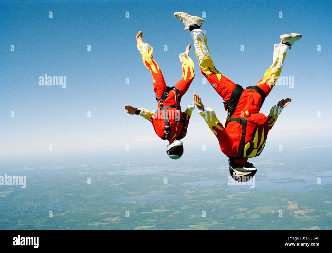 Parachutists aerial view hi-res stock photography and images - Alamy
