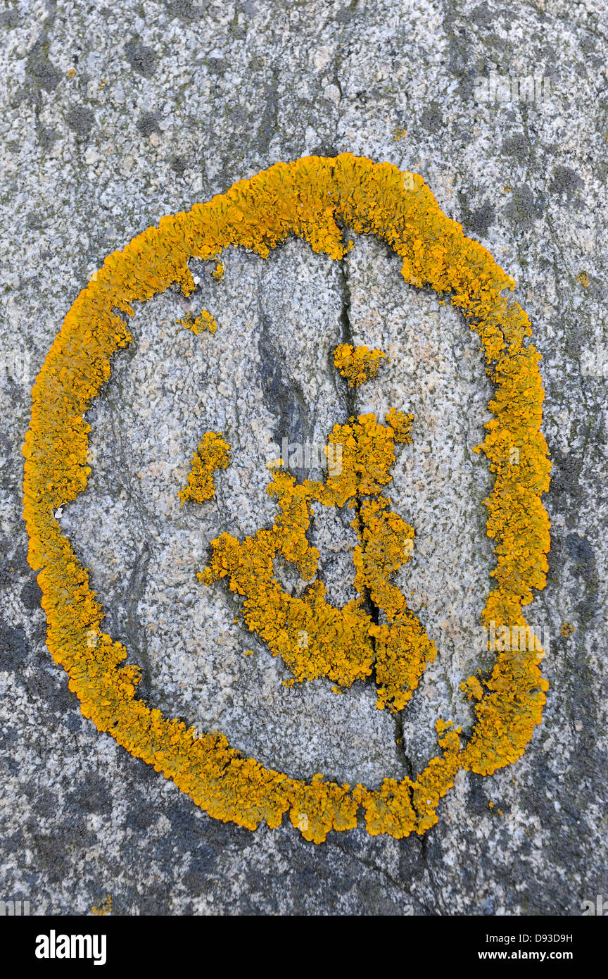 Vertical stone formation hi-res stock photography and images - Alamy