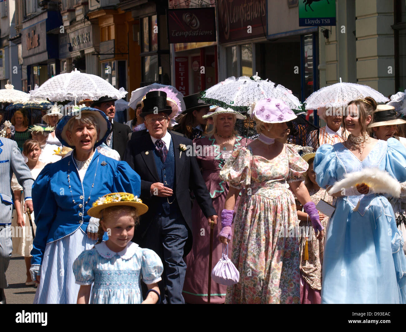 Celebration parade hi-res stock photography and images - Alamy