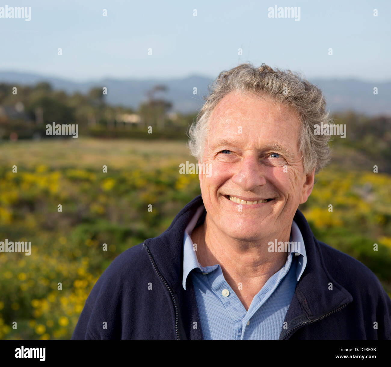 Caucasian smiling hi-res stock photography and images - Alamy