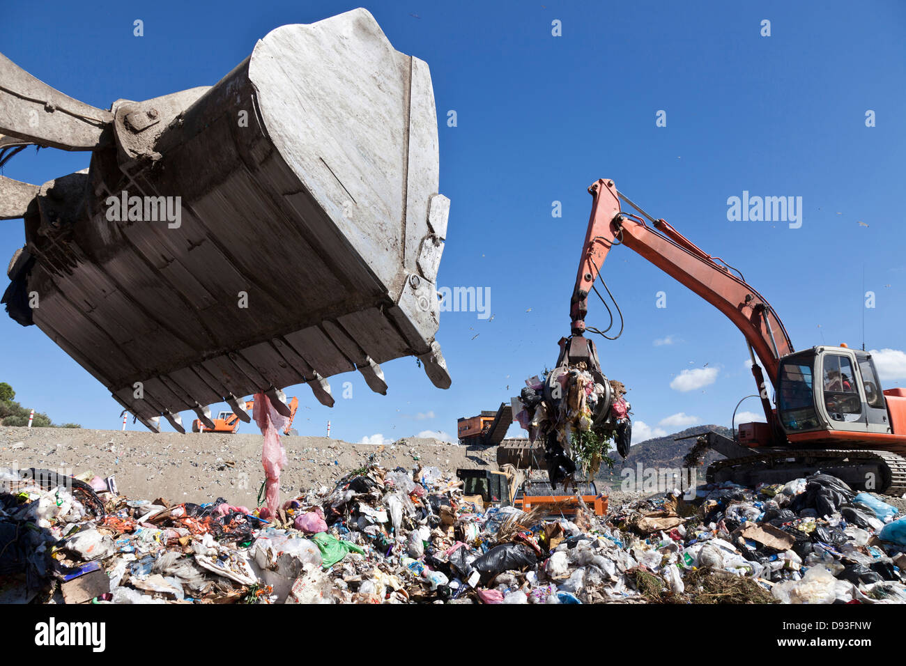 Working in landfill hi-res stock photography and images - Alamy