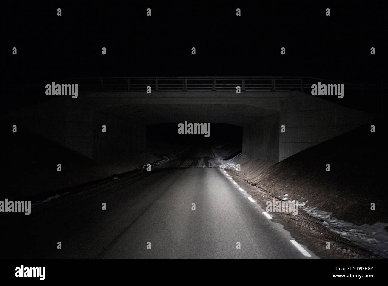 Under the viaduct hi-res stock photography and images - Alamy