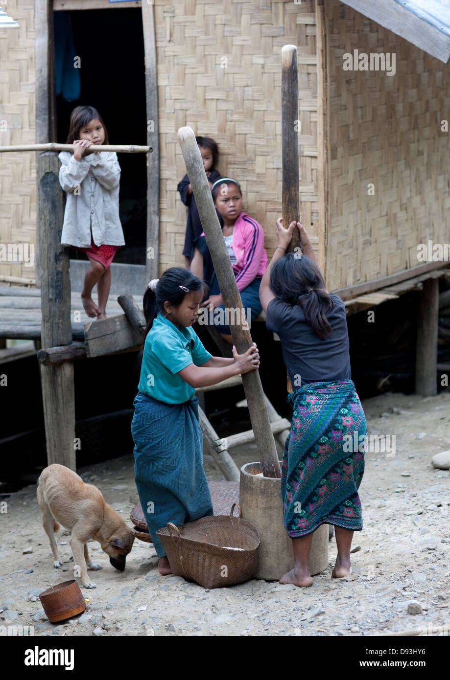 Khamu laos hi-res stock photography and images - Alamy