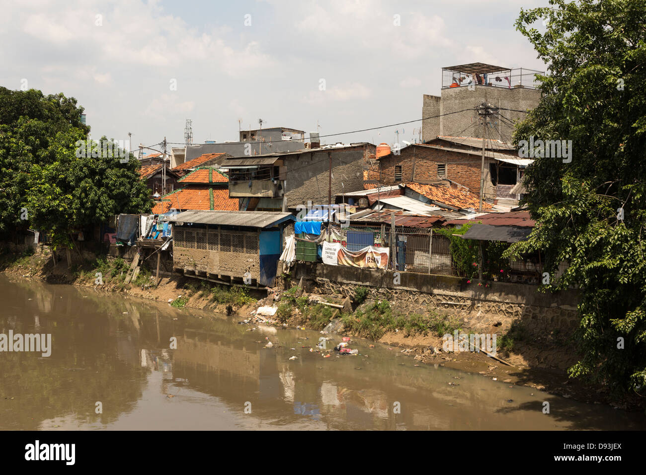 Jakarta slump area hi-res stock photography and images - Alamy