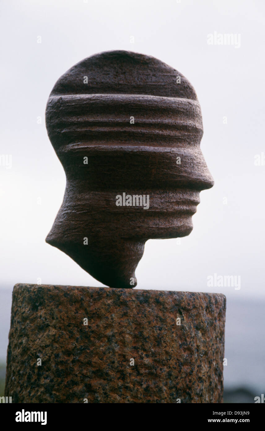 Bust on stone, side view Stock Photo - Alamy
