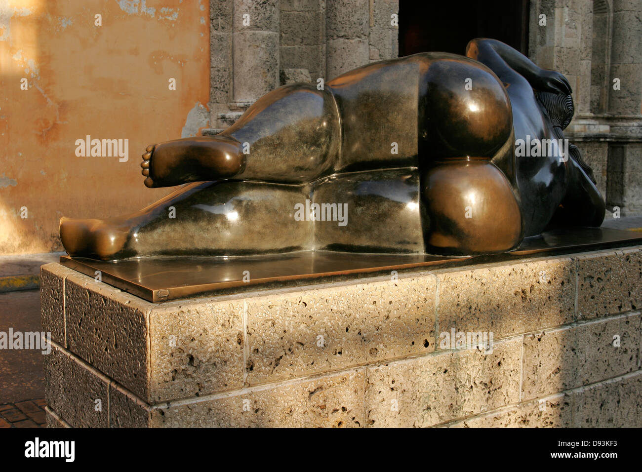 Botero statue hi-res stock photography and images - Alamy