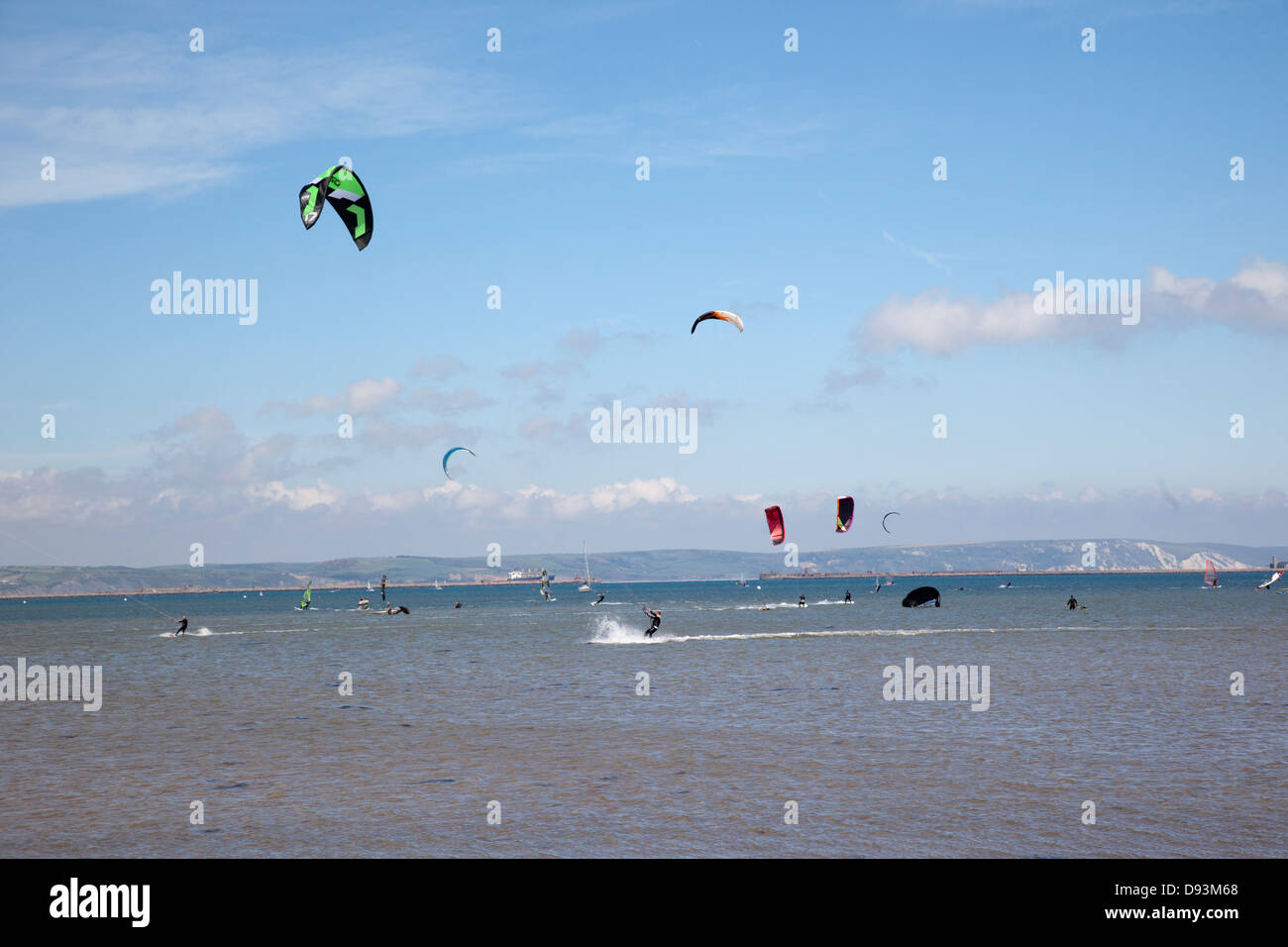 Uk kite surfers hi-res stock photography and images - Alamy