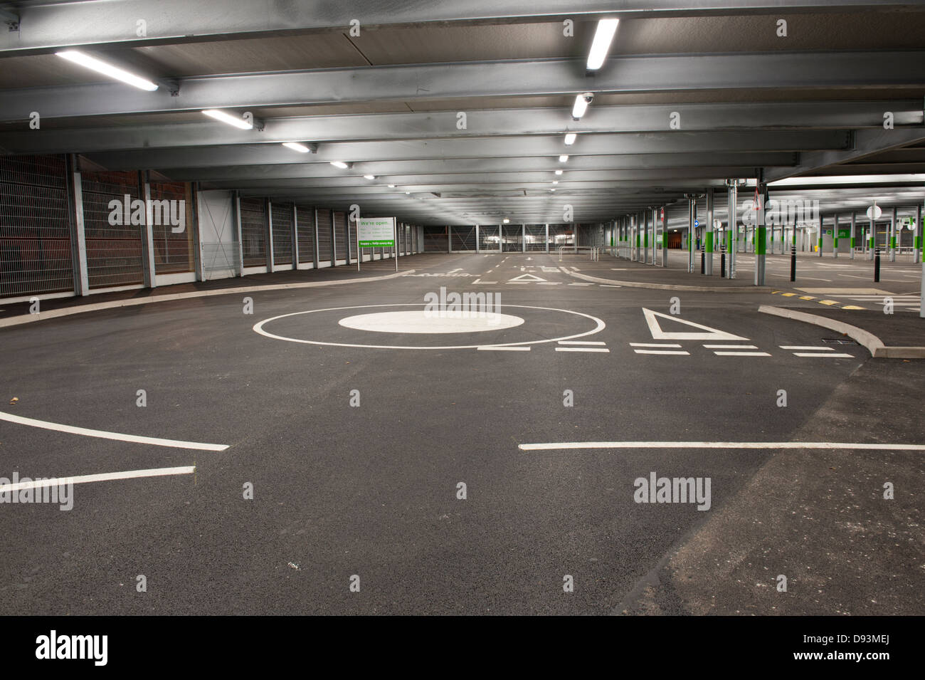 Empty Background Road Roundabout White lines Stock Photo - Alamy