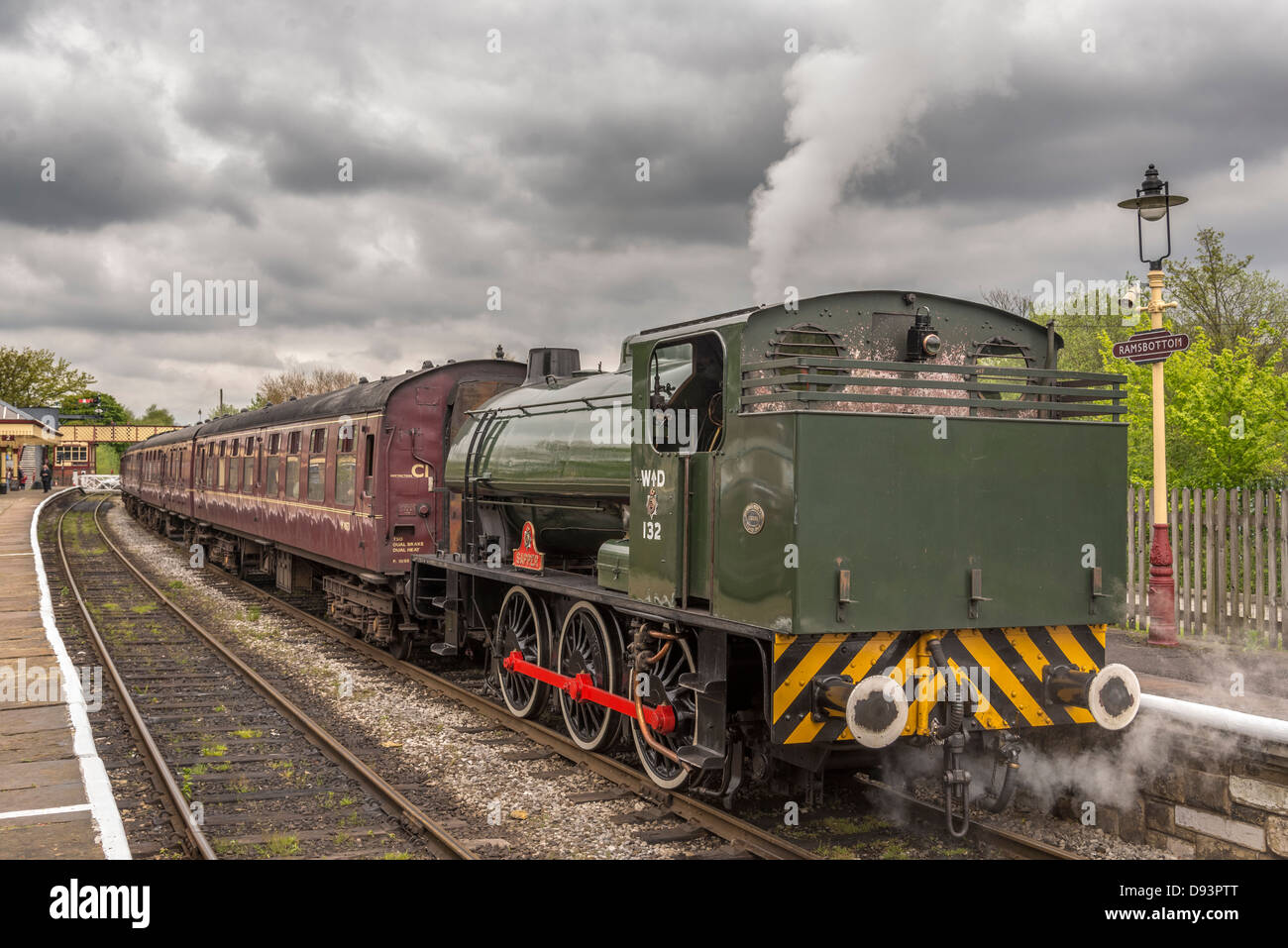 Sapper Hunslet 0-6-0 War Department tank engine, built in 1944 ...