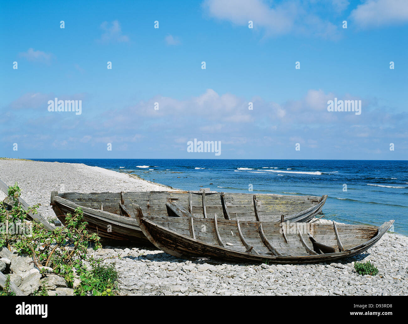 Boats seashore hi-res stock photography and images - Alamy