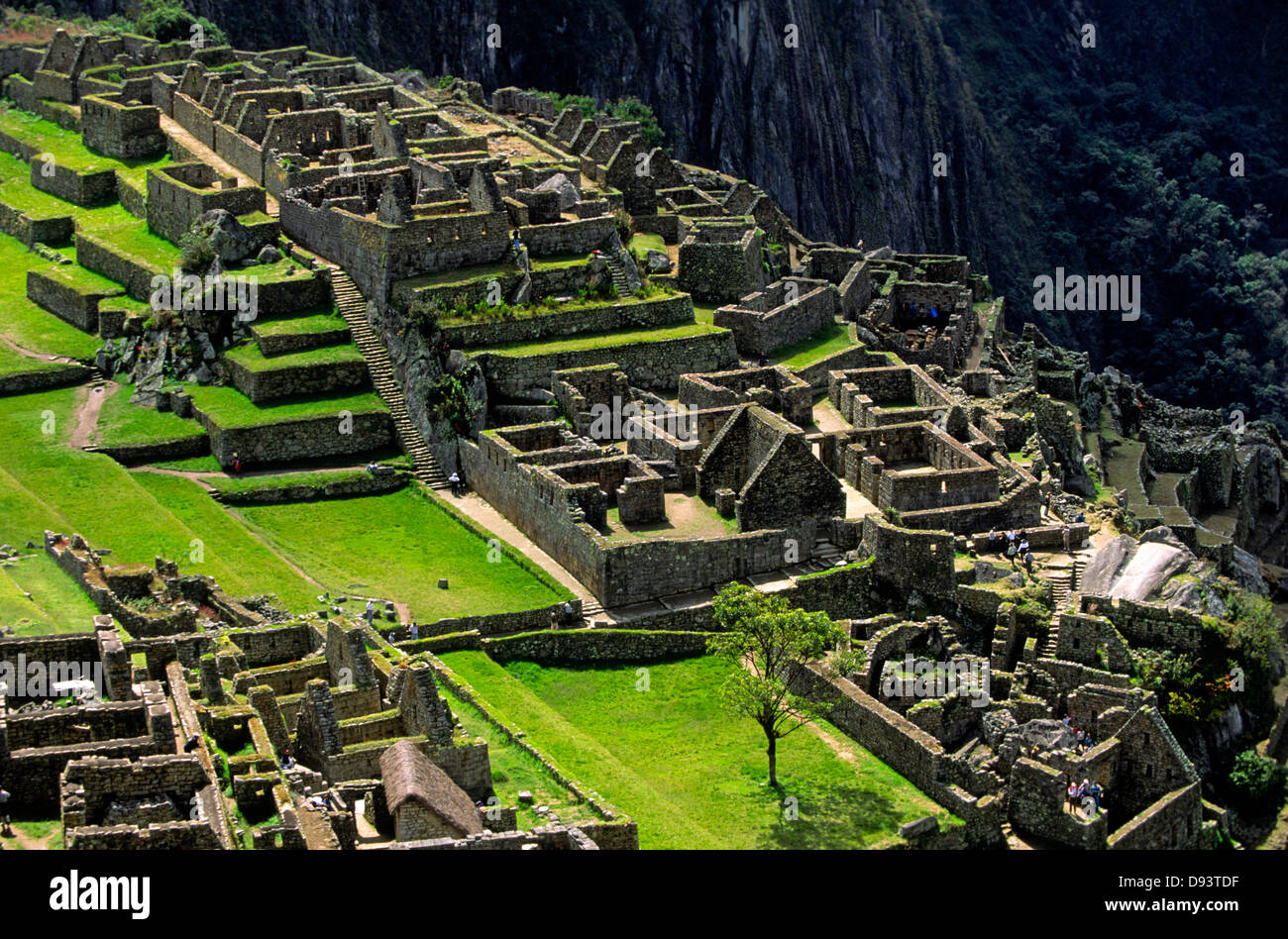 Ruins town hi-res stock photography and images - Alamy